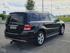 Черный Мерседес ГЛ 450 2011 в Вильнюс, объемом двигателя 4.70 л и пробегом 200 тыс. км за 9950 €, фото 8 на AUTOMOTO.COM.LV