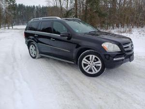 Melns Mercedes-Benz GL 450 2012 Viļņa, ar dzinēja tilpumu 4.70 L un nobraukumu 109 tūkst. km par 7500 €, foto 2 vietnē AUTOMOTO.COM.LV