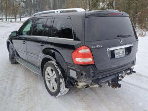 Melns Mercedes-Benz GL 450 2012 Viļņa, ar dzinēja tilpumu 4.70 L un nobraukumu 109 tūkst. km par 7500 €, foto 7 vietnē AUTOMOTO.COM.LV