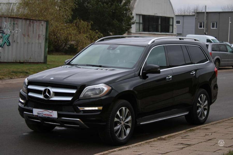 Black Mercedes-Benz GL 450 2013 in Vilnius, with an engine capacity of 4.66 L and mileage of 157 thousand km for 12050 €, photo 2 on AUTOMOTO.COM.LV