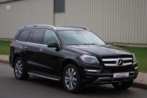 Black Mercedes-Benz GL 450 2013 in Vilnius, with an engine capacity of 4.66 L and mileage of 157 thousand km for 12050 €, photo 8 on AUTOMOTO.COM.LV