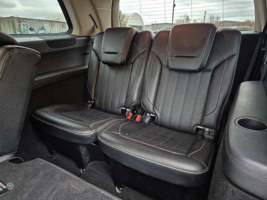 Black Mercedes-Benz GL 450 2013 in Vilnius, with an engine capacity of 4.66 L and mileage of 157 thousand km for 12050 €, photo 14 on AUTOMOTO.COM.LV