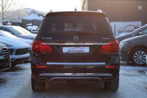Black Mercedes-Benz GL 450 2013 in Vilnius, with an engine capacity of 4.66 L and mileage of 157 thousand km for 12050 €, photo 4 on AUTOMOTO.COM.LV