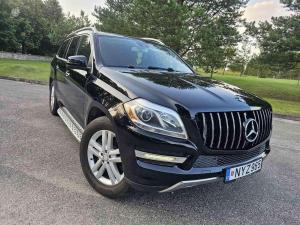 Melns Mercedes-Benz GL 450 2013 Utena, ar dzinēja tilpumu 4.70 L un nobraukumu 208 tūkst. km par 10500 €, foto  vietnē AUTOMOTO.COM.LV