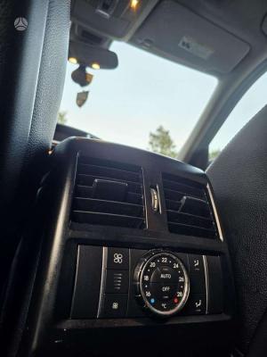 Melns Mercedes-Benz GL 450 2013 Utena, ar dzinēja tilpumu 4.70 L un nobraukumu 208 tūkst. km par 10500 €, foto 13 vietnē AUTOMOTO.COM.LV