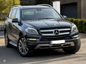 Black Mercedes-Benz GL 450 2013 in Klaipeda, with an engine capacity of 4.66 L and mileage of 216 thousand km for 12500 €, photo 3 on AUTOMOTO.COM.LV