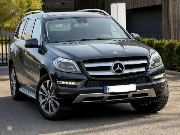 Melns Mercedes-Benz GL 450 2013 Klaipėda, ar dzinēja tilpumu 4.66 L un nobraukumu 216 tūkst. km par 12500 €, foto 3 vietnē AUTOMOTO.COM.LV