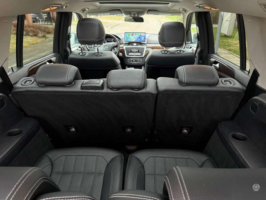 Melns Mercedes-Benz GL 450 2013 Klaipėda, ar dzinēja tilpumu 4.66 L un nobraukumu 216 tūkst. km par 12500 €, foto 26 vietnē AUTOMOTO.COM.LV