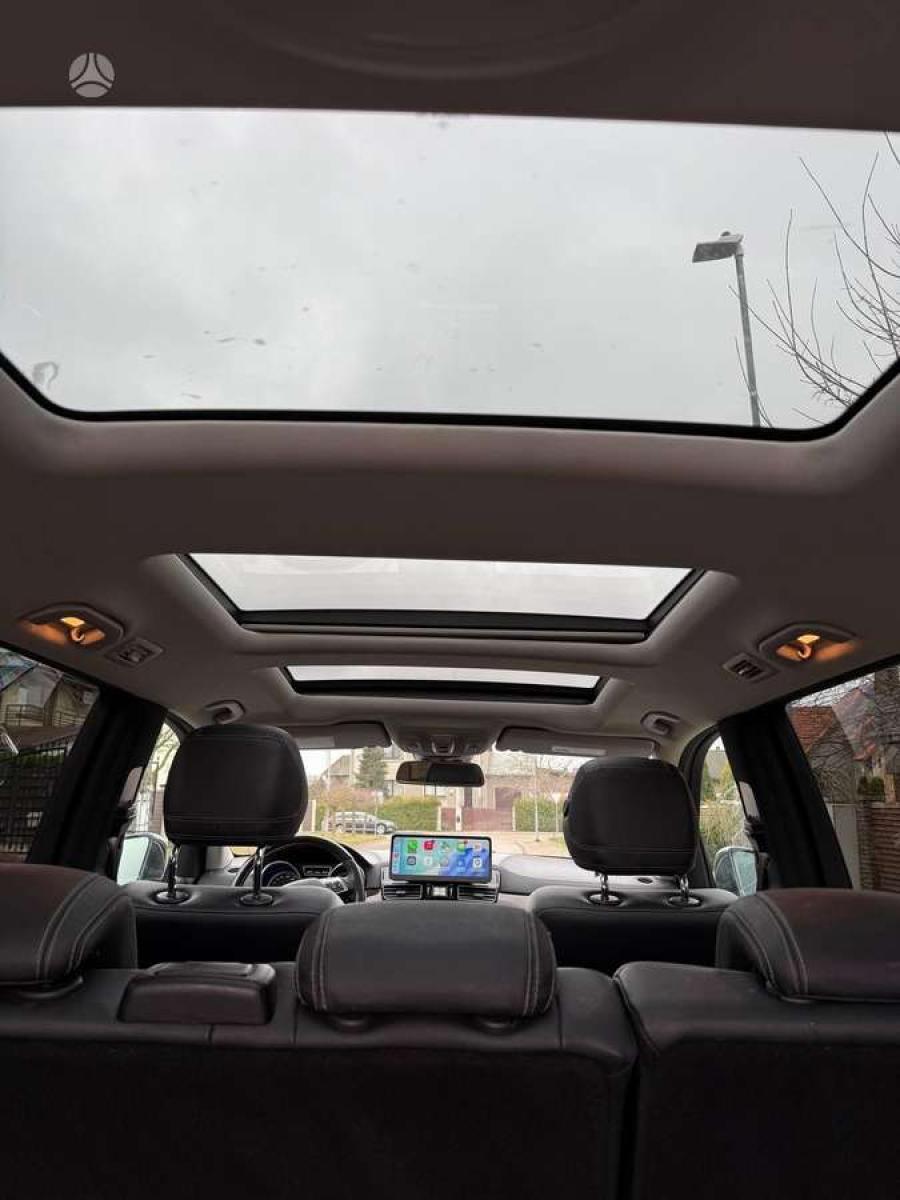 Melns Mercedes-Benz GL 450 2013 Klaipėda, ar dzinēja tilpumu 4.66 L un nobraukumu 216 tūkst. km par 12500 €, foto 27 vietnē AUTOMOTO.COM.LV