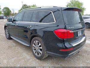 Black Mercedes-Benz GL 450 2014 in Kaunas, with an engine capacity of 4.70 L and mileage of 173 thousand km for 8300 €, photo 4 on AUTOMOTO.COM.LV