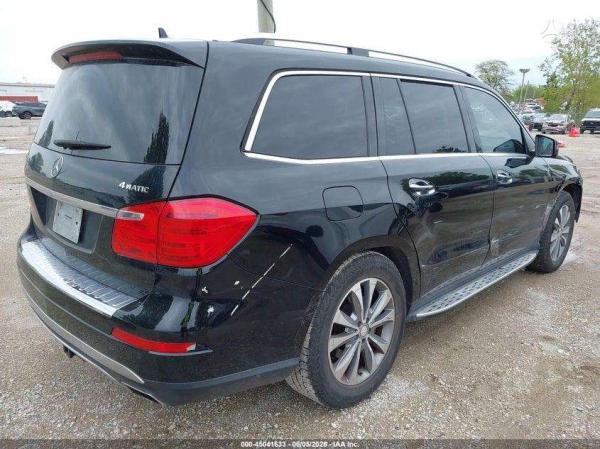 Melns Mercedes-Benz GL 450 2014 Kauņa, ar dzinēja tilpumu 4.70 L un nobraukumu 173 tūkst. km par 8300 €, foto 4 vietnē AUTOMOTO.COM.LV