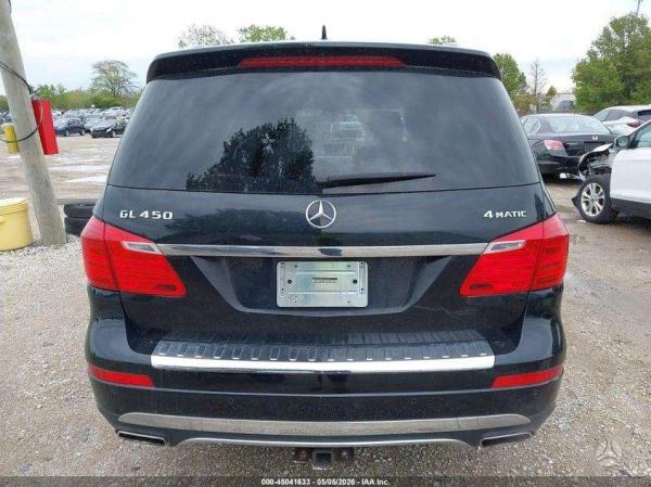 Melns Mercedes-Benz GL 450 2014 Kauņa, ar dzinēja tilpumu 4.70 L un nobraukumu 173 tūkst. km par 8300 €, foto 6 vietnē AUTOMOTO.COM.LV