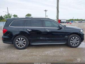 Black Mercedes-Benz GL 450 2014 in Kaunas, with an engine capacity of 4.70 L and mileage of 173 thousand km for 8300 €, photo 8 on AUTOMOTO.COM.LV