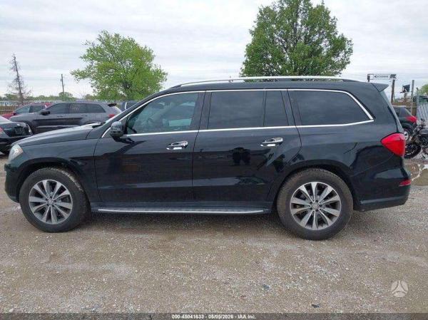 Melns Mercedes-Benz GL 450 2014 Kauņa, ar dzinēja tilpumu 4.70 L un nobraukumu 173 tūkst. km par 8300 €, foto 8 vietnē AUTOMOTO.COM.LV