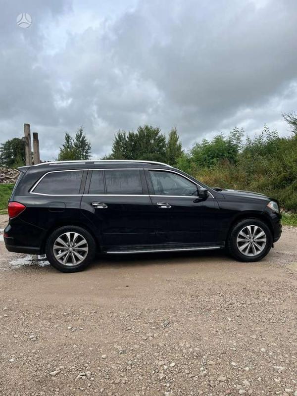 Melns Mercedes-Benz GL 450 2014 Kauņa, ar dzinēja tilpumu 4.70 L un nobraukumu 173 tūkst. km par 8300 €, foto 7 vietnē AUTOMOTO.COM.LV
