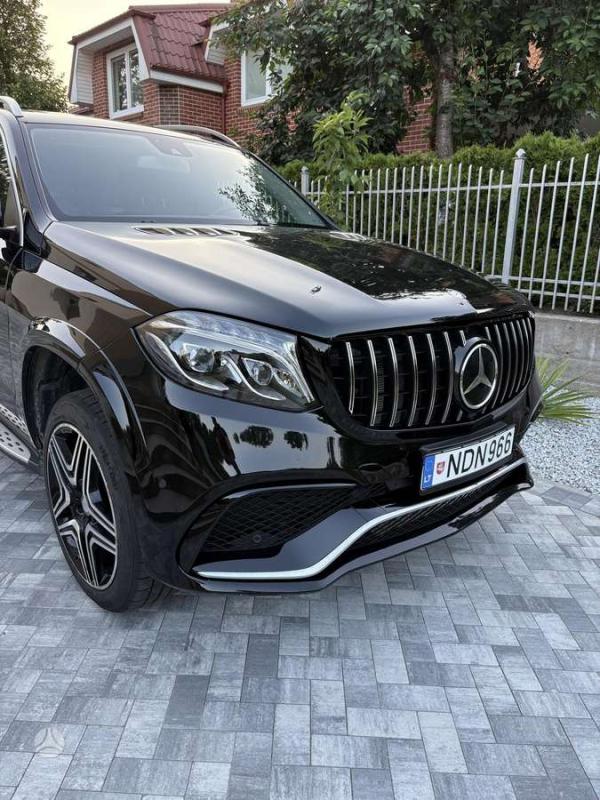Melns Mercedes-Benz GL 450 2015 Šilutė, ar dzinēja tilpumu 3.00 L un nobraukumu 287 tūkst. km par 19009 €, foto 1 vietnē AUTOMOTO.COM.LV