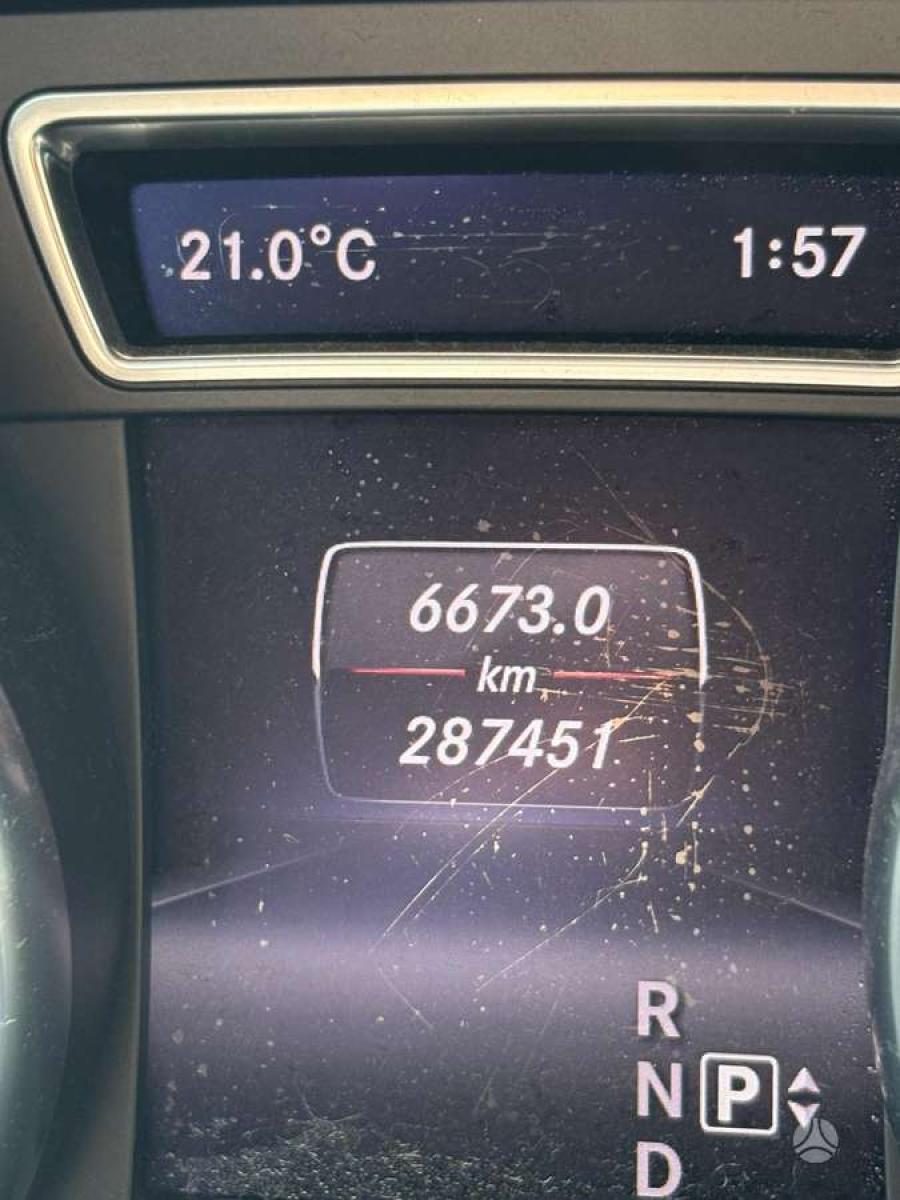 Melns Mercedes-Benz GL 450 2015 Šilutė, ar dzinēja tilpumu 3.00 L un nobraukumu 287 tūkst. km par 19009 €, foto 14 vietnē AUTOMOTO.COM.LV