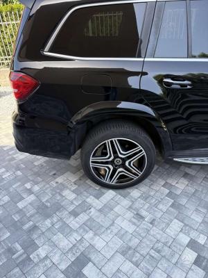 Melns Mercedes-Benz GL 450 2015 Šilutė, ar dzinēja tilpumu 3.00 L un nobraukumu 287 tūkst. km par 19009 €, foto 15 vietnē AUTOMOTO.COM.LV