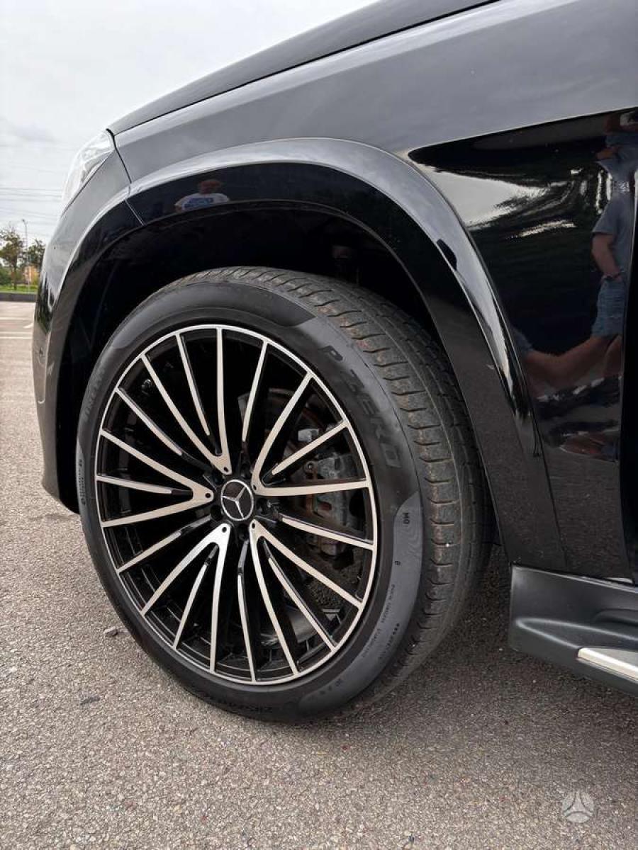 Melns Mercedes-Benz GL 450 2015 Šauļi, ar dzinēja tilpumu 3.00 L un nobraukumu 138 tūkst. km par 21950 €, foto 10 vietnē AUTOMOTO.COM.LV
