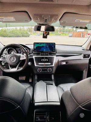 Melns Mercedes-Benz GL 450 2015 Šauļi, ar dzinēja tilpumu 3.00 L un nobraukumu 138 tūkst. km par 21950 €, foto 14 vietnē AUTOMOTO.COM.LV