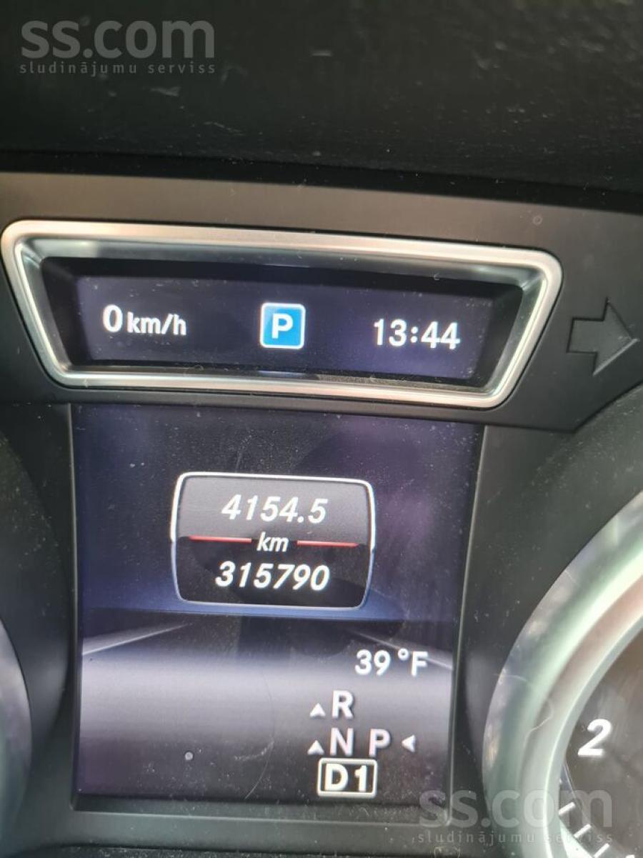 Melns Mercedes-Benz GL 450 2015 Jūrmala, ar dzinēja tilpumu 3.00 L un nobraukumu 329 tūkst. km par 15000 €, foto 10 vietnē AUTOMOTO.COM.LV