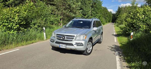 Blue Mercedes-Benz GL 450 2010 in Vilnius, with an engine capacity of 4.66 L and mileage of 324 thousand km for 7500 €, photo 1 on AUTOMOTO.COM.LV