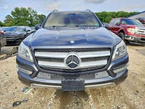 Zils Mercedes-Benz GL 450 2013 Šauļi, ar dzinēja tilpumu 4.66 L un nobraukumu 140 tūkst. km par 5500 €, foto 3 vietnē AUTOMOTO.COM.LV