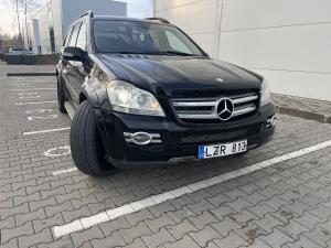 Mercedes-Benz GL 450 2007 Kauņa, ar dzinēja tilpumu 4.70 L un nobraukumu 300 tūkst. km par 8200 €, foto  vietnē AUTOMOTO.COM.LV