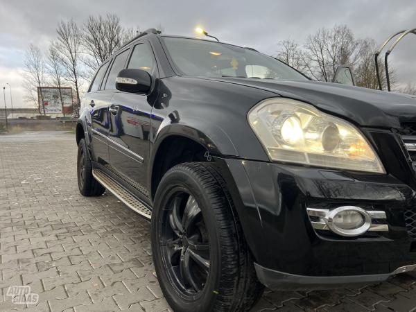 Mercedes-Benz GL 450 2007 in Kaunas, with an engine capacity of 4.70 L and mileage of 300 thousand km for 8200 €, photo 3 on AUTOMOTO.COM.LV