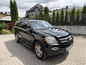 Мерседес ГЛ 450 2007 в Вильнюс, объемом двигателя 4.70 л и пробегом 323 тыс. км за 6500 €, фото  на AUTOMOTO.COM.LV