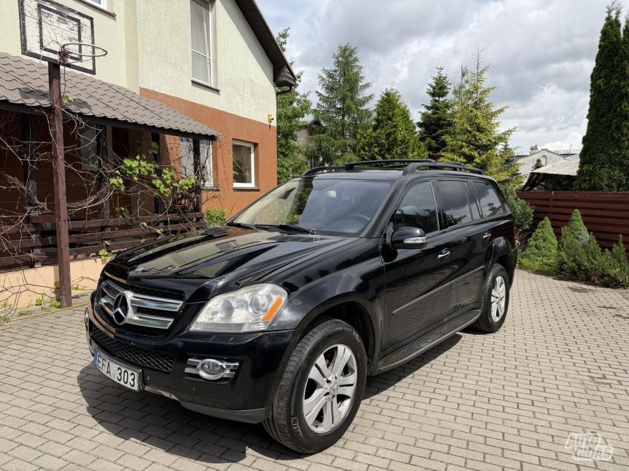 Мерседес ГЛ 450 2007 в Вильнюс, объемом двигателя 4.70 л и пробегом 323 тыс. км за 6500 €, фото 4 на AUTOMOTO.COM.LV