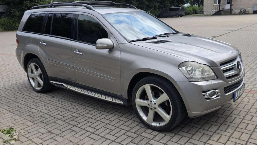 Mercedes-Benz GL 450 2007 Klaipėda, ar dzinēja tilpumu 4.70 L un nobraukumu 302 tūkst. km par 3990 €, foto 6 vietnē AUTOMOTO.COM.LV