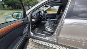Mercedes-Benz GL 450 2007 Klaipėda, ar dzinēja tilpumu 4.70 L un nobraukumu 302 tūkst. km par 3990 €, foto 12 vietnē AUTOMOTO.COM.LV