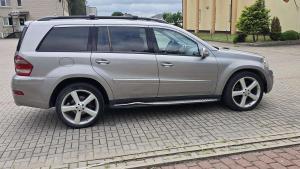 Mercedes-Benz GL 450 2007 Klaipėda, ar dzinēja tilpumu 4.70 L un nobraukumu 302 tūkst. km par 3990 €, foto 13 vietnē AUTOMOTO.COM.LV