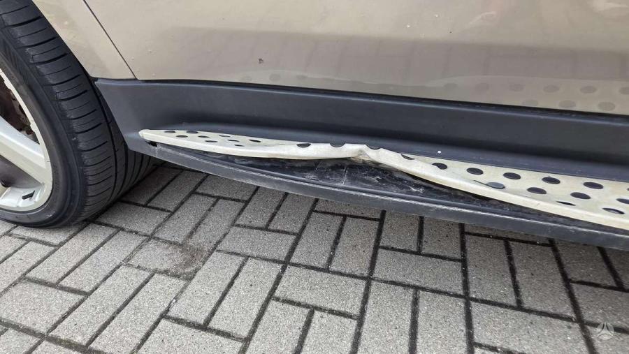 Mercedes-Benz GL 450 2007 Klaipėda, ar dzinēja tilpumu 4.70 L un nobraukumu 302 tūkst. km par 3990 €, foto 37 vietnē AUTOMOTO.COM.LV