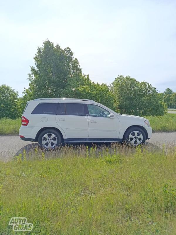 Mercedes-Benz GL 450 2011 Viļņa, ar dzinēja tilpumu 4.70 L un nobraukumu 400 tūkst. km par 6600 €, foto 5 vietnē AUTOMOTO.COM.LV