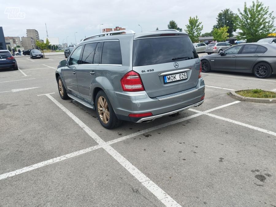 Mercedes-Benz GL 450 2011 in Mazeikiai, with an engine capacity of 4.70 L and mileage of 377 thousand km for 8000 €, photo 6 on AUTOMOTO.COM.LV