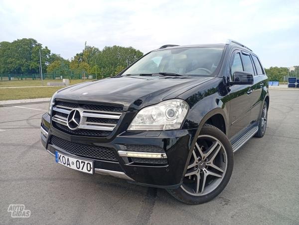 Mercedes-Benz GL 450 2012 in Vilnius, with an engine capacity of 4.70 L and mileage of 250 thousand km for 9900 €, photo 1 on AUTOMOTO.COM.LV