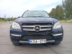 Mercedes-Benz GL 450 2012 in Vilnius, with an engine capacity of 4.70 L and mileage of 250 thousand km for 9900 €, photo 2 on AUTOMOTO.COM.LV