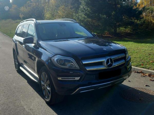 Mercedes-Benz GL 450 2013 in Vilnius, with an engine capacity of 4.66 L and mileage of 230 thousand km for 18500 €, photo 1 on AUTOMOTO.COM.LV