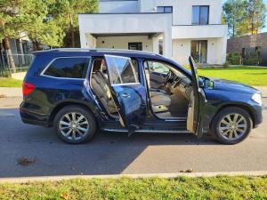 Mercedes-Benz GL 450 2013 in Vilnius, with an engine capacity of 4.66 L and mileage of 230 thousand km for 18500 €, photo 4 on AUTOMOTO.COM.LV