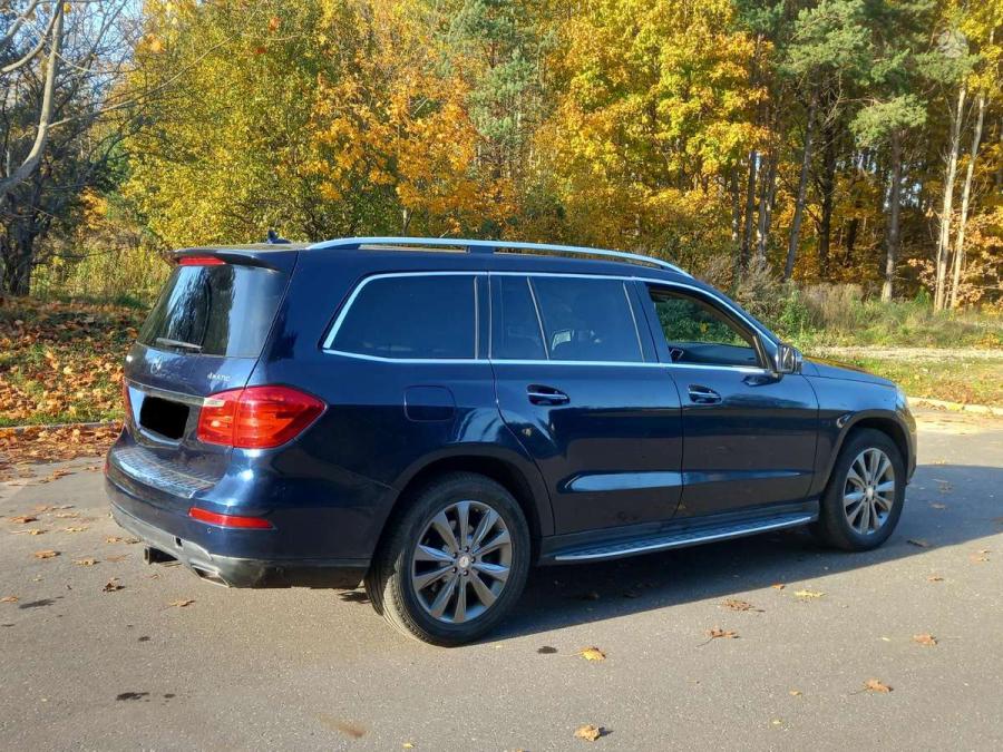 Mercedes-Benz GL 450 2013 in Vilnius, with an engine capacity of 4.66 L and mileage of 230 thousand km for 18500 €, photo 5 on AUTOMOTO.COM.LV