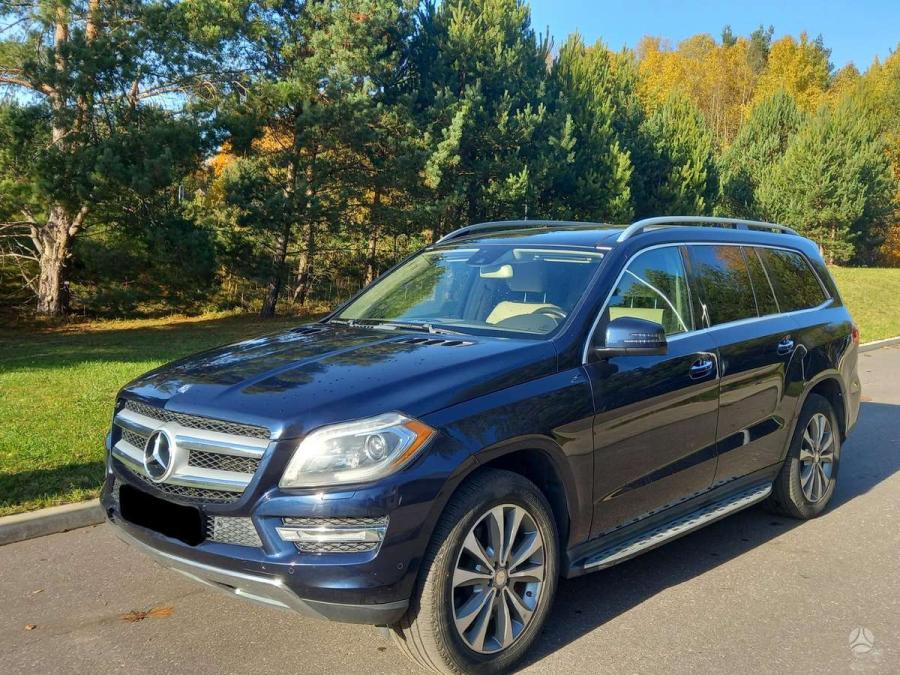 Mercedes-Benz GL 450 2013 in Vilnius, with an engine capacity of 4.66 L and mileage of 230 thousand km for 18500 €, photo 13 on AUTOMOTO.COM.LV