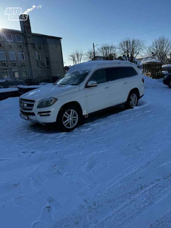 Mercedes-Benz GL 450 2013 in Kretinga, with an engine capacity of 4.30 L and mileage of 220 thousand km for 6900 €, photo 1 on AUTOMOTO.COM.LV