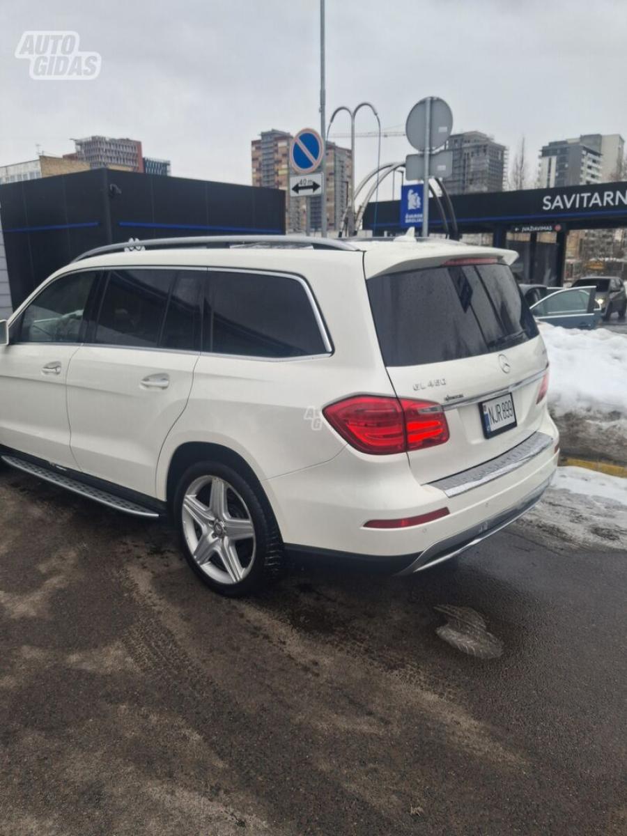 Mercedes-Benz GL 450 2014 in Vilnius, with an engine capacity of 4.70 L and mileage of 189 thousand km for 13300 €, photo 3 on AUTOMOTO.COM.LV