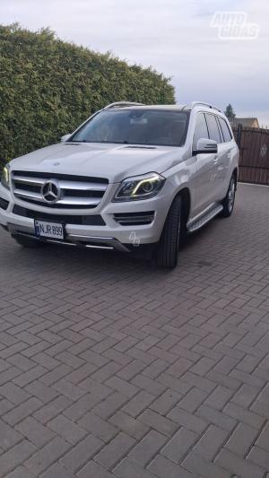 Mercedes-Benz GL 450 2014 Viļņa, ar dzinēja tilpumu 4.70 L un nobraukumu 190 tūkst. km par 12500 €, foto  vietnē AUTOMOTO.COM.LV
