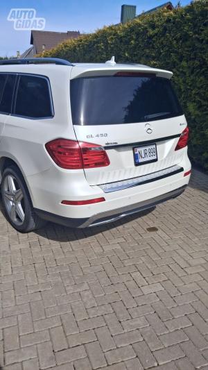 Mercedes-Benz GL 450 2014 Viļņa, ar dzinēja tilpumu 4.70 L un nobraukumu 190 tūkst. km par 12500 €, foto 17 vietnē AUTOMOTO.COM.LV