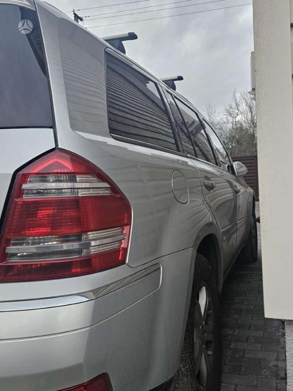 Pelēks Mercedes-Benz GL 450 2007 Kauņa, ar dzinēja tilpumu 4.70 L un nobraukumu 350 tūkst. km par 5500 €, foto 3 vietnē AUTOMOTO.COM.LV