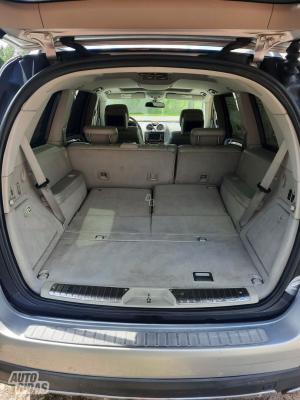 Grey Mercedes-Benz GL 450 2008 in Vilnius, with an engine capacity of 4.70 L and mileage of 221 thousand km for 4200 €, photo 6 on AUTOMOTO.COM.LV