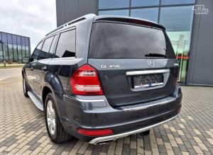 Grey Mercedes-Benz GL 450 2010 in Siauliai, with an engine capacity of 4.70 L and mileage of 310 thousand km for 6800 €, photo 7 on AUTOMOTO.COM.LV